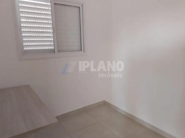 Locação de Apartamentos / Padrão na cidade de São Carlos