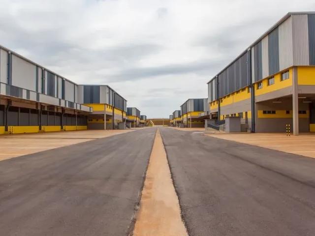 Locação de galpões a partir de 3422 m² a 57000 m² em Área Industrial Porto Feliz SP