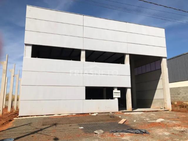 Locação de Galpão Industrial 750m² Uninorte II