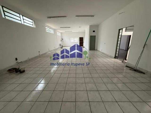 Locação de Galpão Industrial com 2 salas, 2 banheiros e 1.617m² em Itupeva SP, Jardim Santa Barbara
