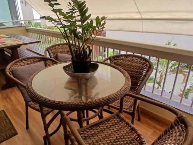 Locação de Temporada Guarujá – Apartamento 3 dormitorios 1 suite Reformado no Porto Fino, Enseada