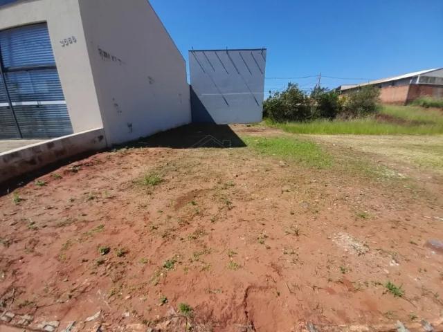 Locação de Terreno / Comercial na cidade de Araraquara