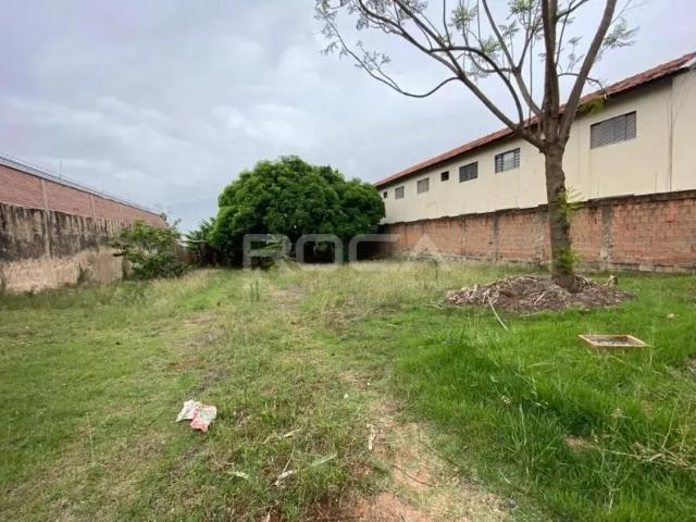 Locação de Terreno / Comercial na cidade de São Carlos