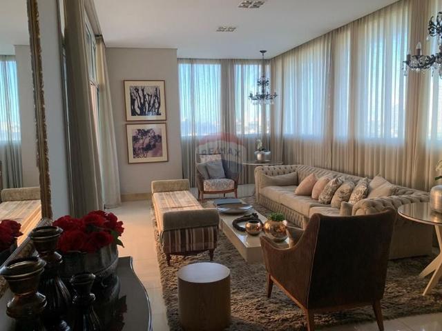 Locação em Patamares 3 suítes / vista mar / 155m2 / Mobiliado