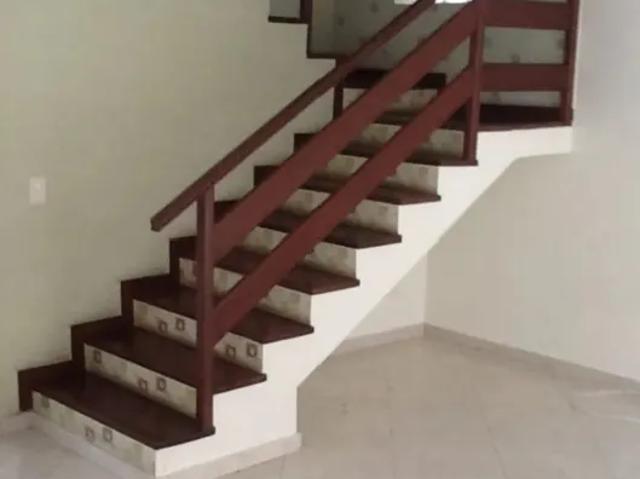 Locação Excelente Casa 3 Quartos + Dep + Escritório Condomínio Residências do Sol