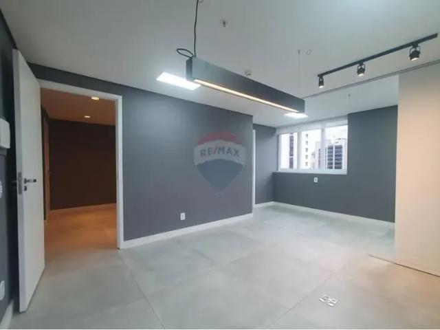 Locação Sala Comercial no Brooklin 36 m² Excelente localização