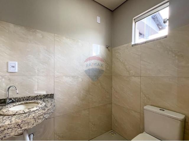Locacao Casa de Alto Padrão com Piscina e 3 Suítes no Condomínio Portal das Artes