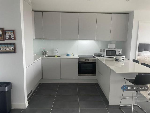 Local Blackfriars, Manchester, M3 2 bed flat to rent £1,750 pcm £404 pw