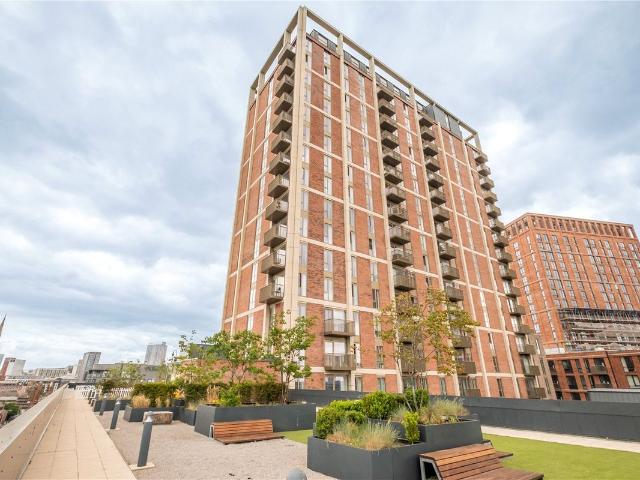 Local Crescent, Hulme St, Manchester M5, 2 bed flat to rent, £1,400 pcm | PrimeLocation