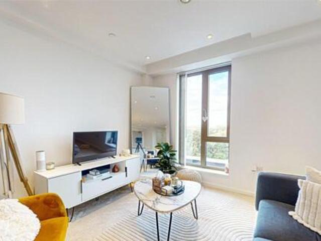 Local Crescent, Salford, 1 Bedroom Apartment