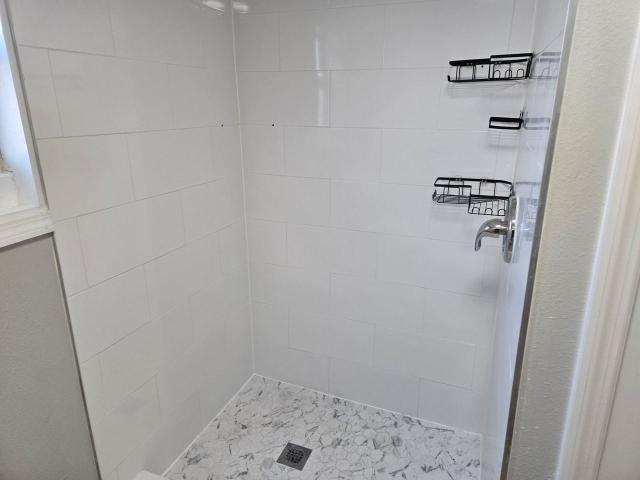 Locale at Eagle Ave 1 Bedroom Apartment for Rent at 11 W Eagle Ave, Eagle Lake, FL 33839 Eagle Lake