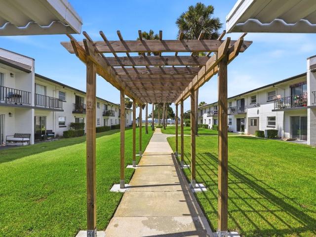 Locale at Lake Monroe 2 Bedroom Apartment for Rent at 711 E 1st St, Sanford, FL 32771
