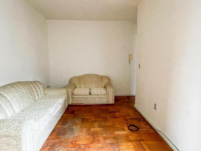 Localização e Oportunidade, apart. 2 Dorm. 2 Banh. Área de serv. Dep. ou outro quarto