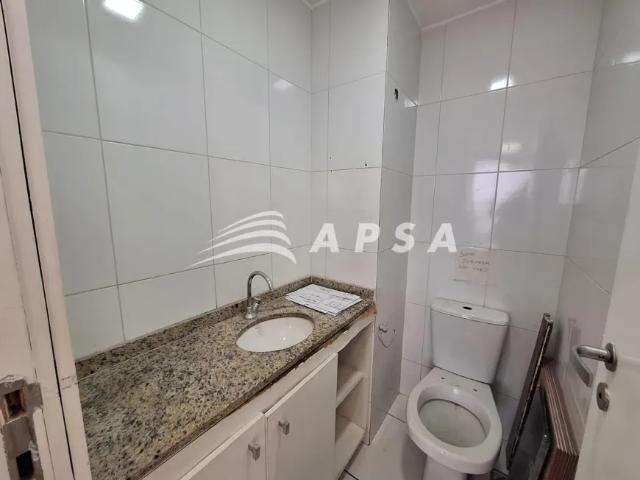 Localizadas em um ponto privilegiado, ao lado do tijuca shopping, estas três salas comerciais interl