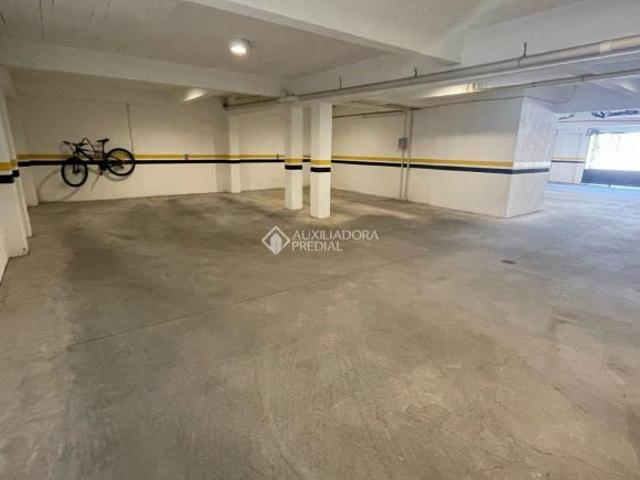 Localizado proximo a escola!