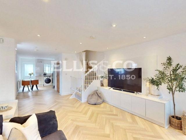 Locarno Road, Greenford UB6, 2 bed end terrace house to rent, £2,300 pcm | PrimeLocation
