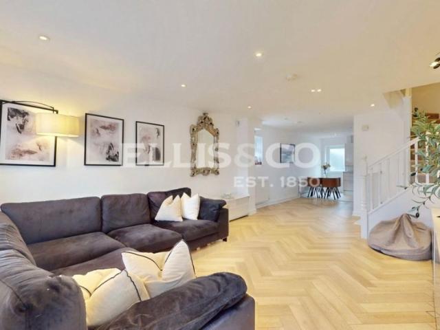 Locarno Road, UB6, Greenford