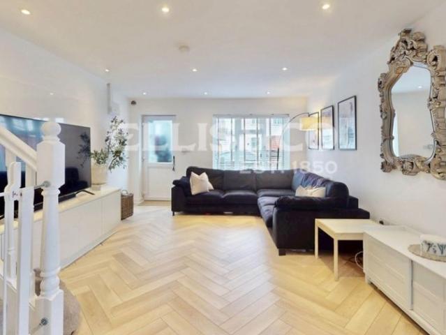 Locarno Road, UB6, Greenford