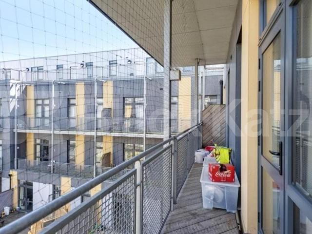 Located in a art decor building a modern 3 bedroom 2 bathroom apartment