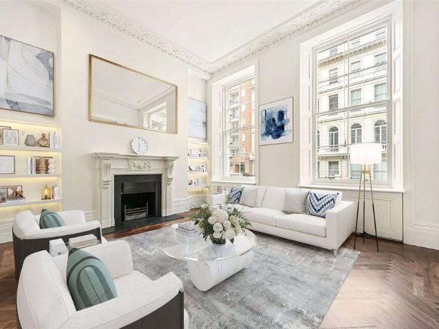 Located in the highly desirable The Lancasters development is this stunning two double bedroom apartment to let. Finished to an exceptional standard