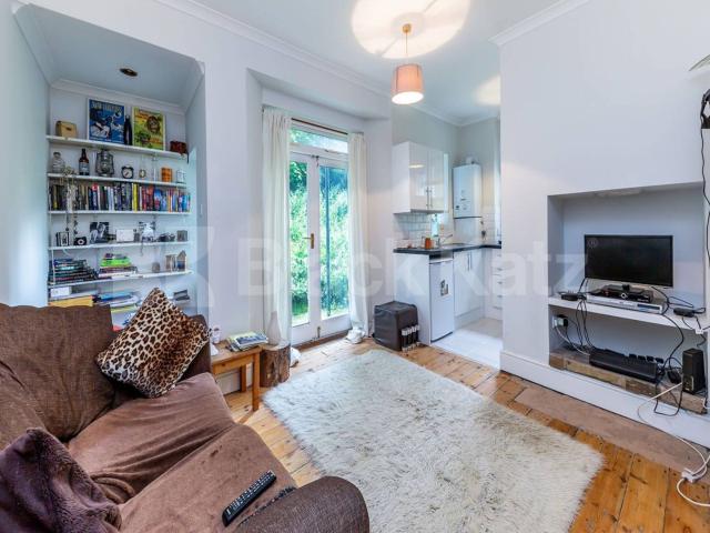 Located within a mansion block close to Highgate Village