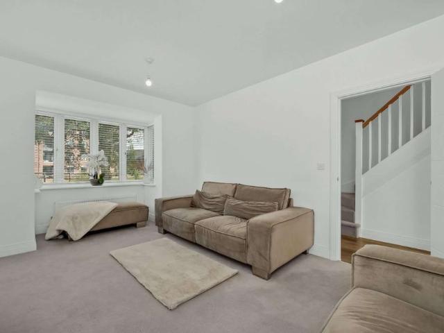 Located within a popular and established residential setting, this impressive five bedroom home offers generous accommodation and flexible living