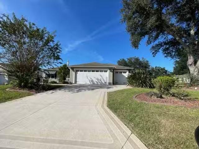 LOCATION! LOCATION! LOCATION! 277 Mauldin Pl