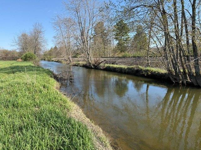 Locey Rd, Corry, PA 16407