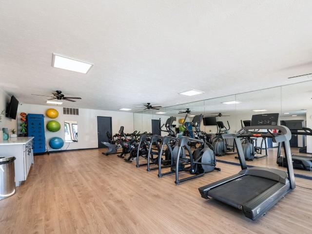Loch Haven 1 Bedroom Apartment for Rent at 7938 Island Club Dr, Indianapolis, IN 46214 Key Meadows