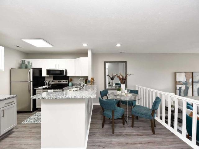Loch Haven 2 Bedroom Apartment for Rent at 7938 Island Club Dr, Indianapolis, IN 46214 Key Meadows