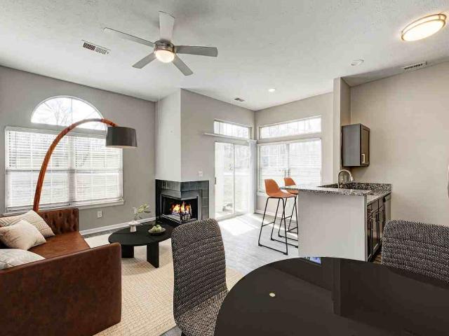 Loch Haven 2 Bedroom Apartment for Rent at 7938 Island Club Dr, Indianapolis, IN 46214 Key Meadows