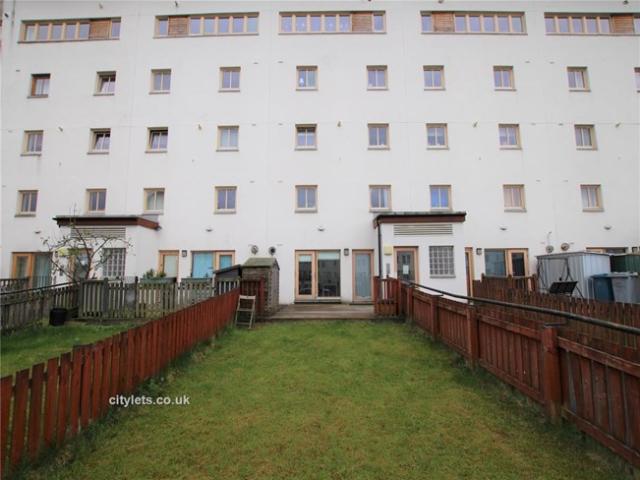 Lochburn Gardens, Glasgow