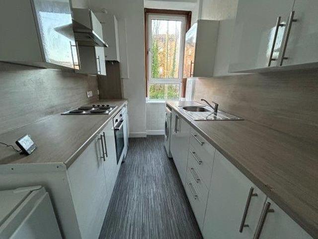 Lochee Road, 2 Bedroom Flat