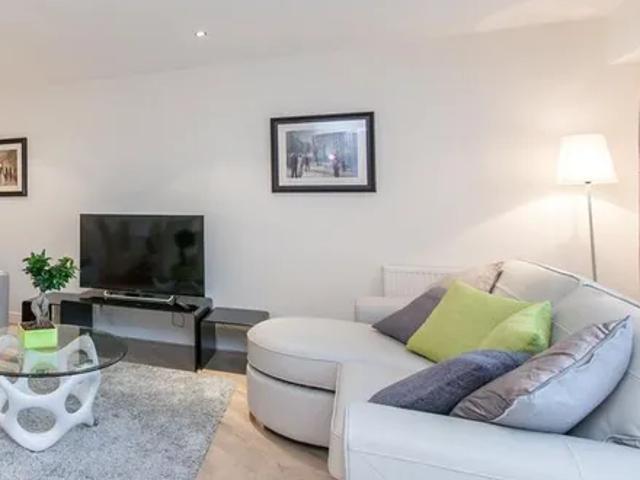 Lochinvar Drive, City of Edinburgh, EH5 1GJ, United Kingdom | 3 bed apartment for rent #136444651 | Rentberry