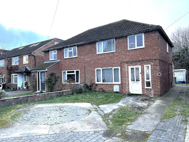 Lock Crescent, Kidlington OX5, 4 bed semi detached house to rent, £1,900 pcm | PrimeLocation