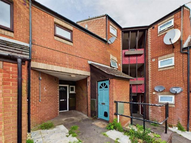 Lock Place, Reading, Berkshire RG1, 1 bed maisonette to rent, £1,000 pcm | PrimeLocation