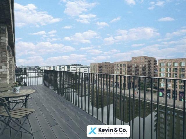 Lock Side Way, London E16, 2 bed flat to rent, £2,150 pcm | PrimeLocation