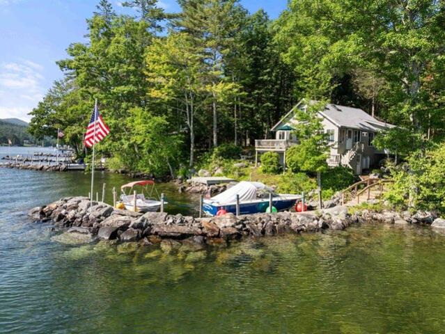 Lockes Is, Gilford, Home For Sale