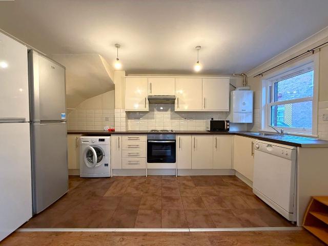 Lockesfield Place, Canary Wharf, London E14, 5 bed terraced house to rent, £4,300 pcm | PrimeLocation