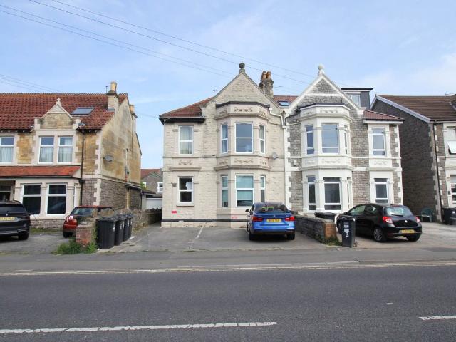 Locking Road, Weston Super Mare BS23, 2 bed flat to rent, £1,200 pcm | PrimeLocation