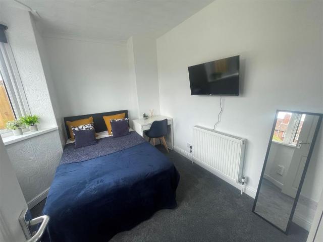 Lockleaze Road, Bristol BS7, Room to rent, £700 pcm | PrimeLocation
