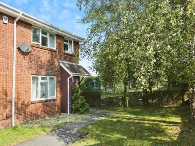 Locks Heath, Woodrush Crescent, Southampton, 3 Bedroom Semi detached