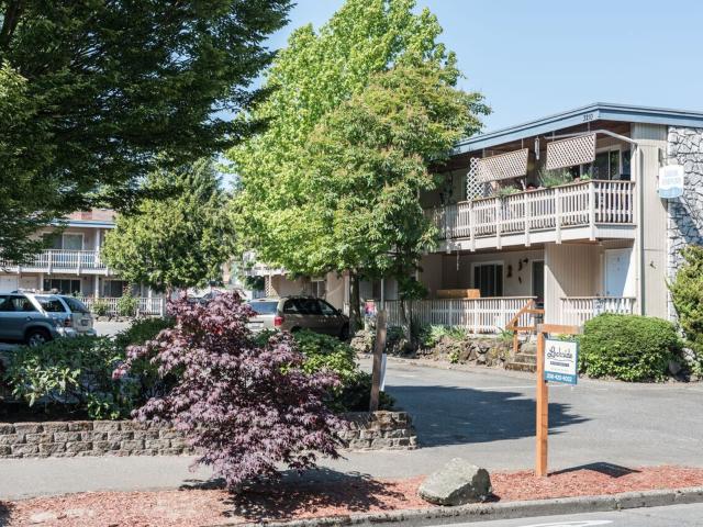 Lockside Apartments