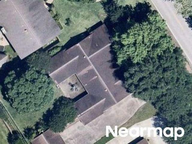 Lockridge Dr