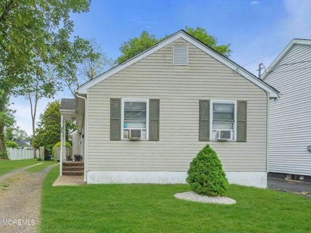 Lockwood Ave, Freehold, Home For Sale
