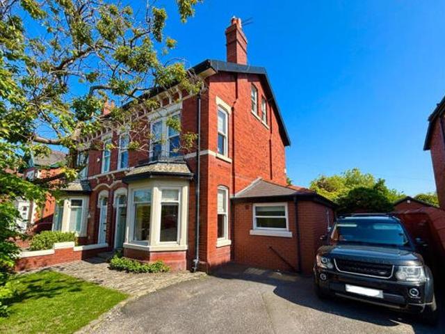 Lockwood Avenue, Poulton le fylde, 7 Bedroom Semi detached