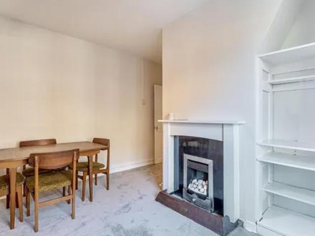 Lockwood House, Bowling Green Street, London, SE11 5BX, United Kingdom | 3 bed apartment for rent #140397083 | Rentberry