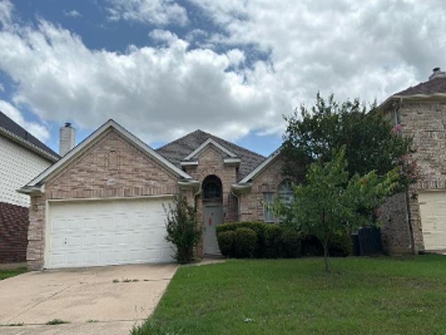 Lodestone Ln