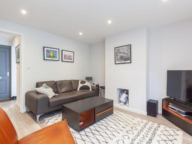 Lodge Close, Marston, Oxford OX3, 2 bed terraced house to rent, £1,975 pcm | PrimeLocation