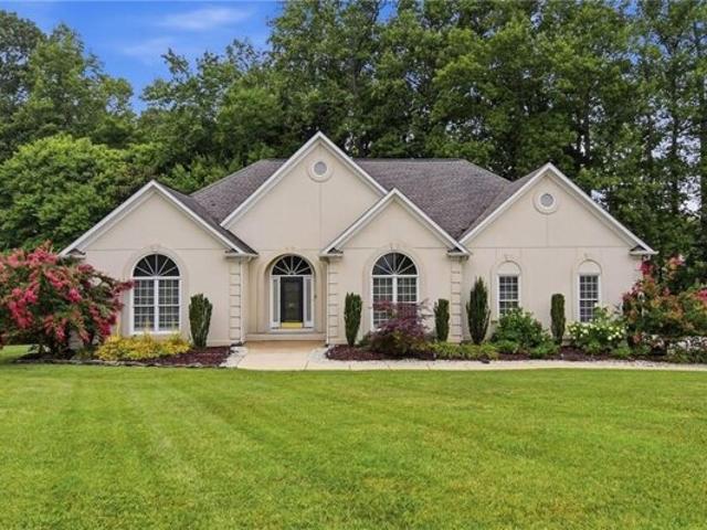 Lodge Dr, Jamestown, Home For Sale